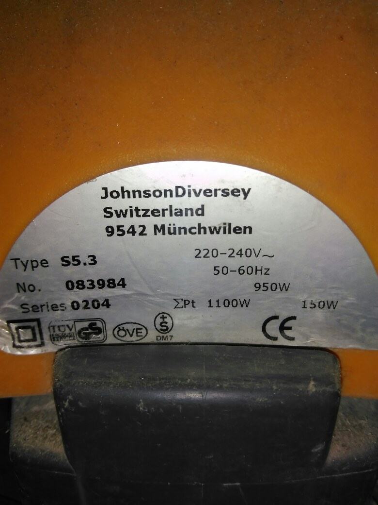 Taski bora 12 usisavač