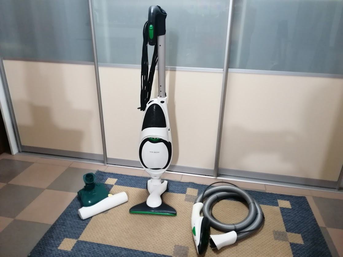 USISAVAČ VORWERK(VK - 150 KOBOLD) + NASTAVCI SA SLIKA