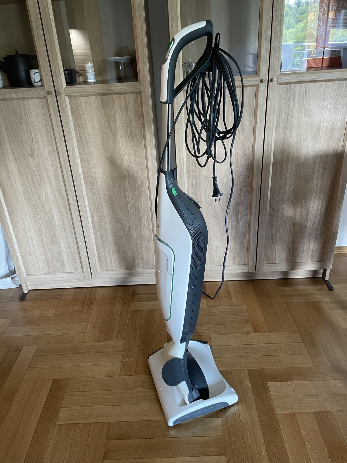 Vorwerk Kobold VK 200 s nastavkom SP 530