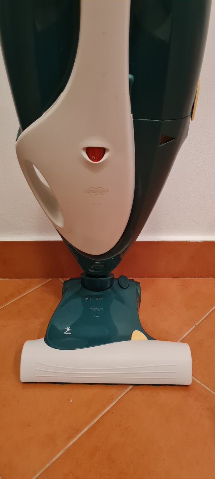 Vorwerk Kobold VK136 samostoječi usisivač