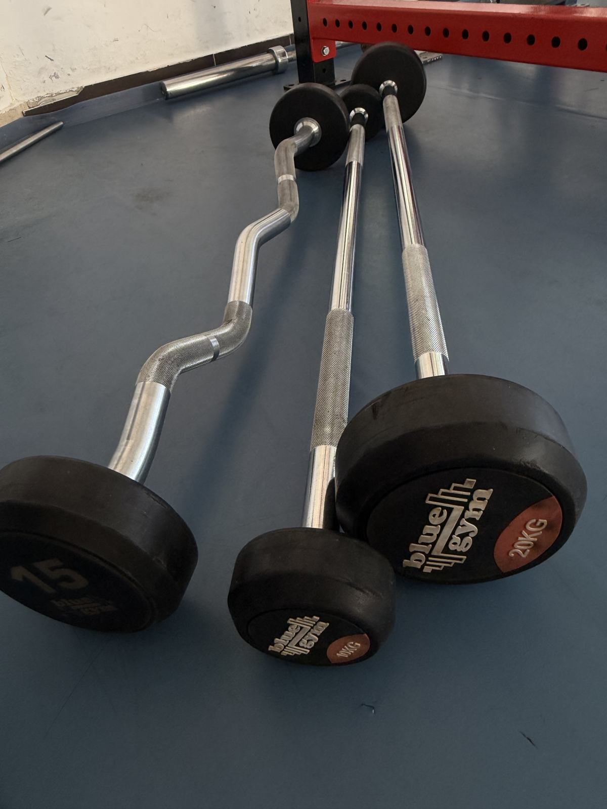 Fiksni dvoručni utezi