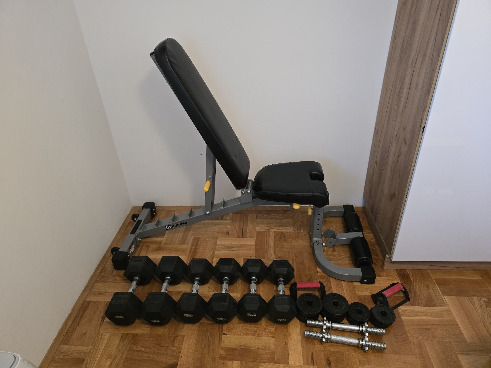 IMPULSE IFFID podesiva klupa