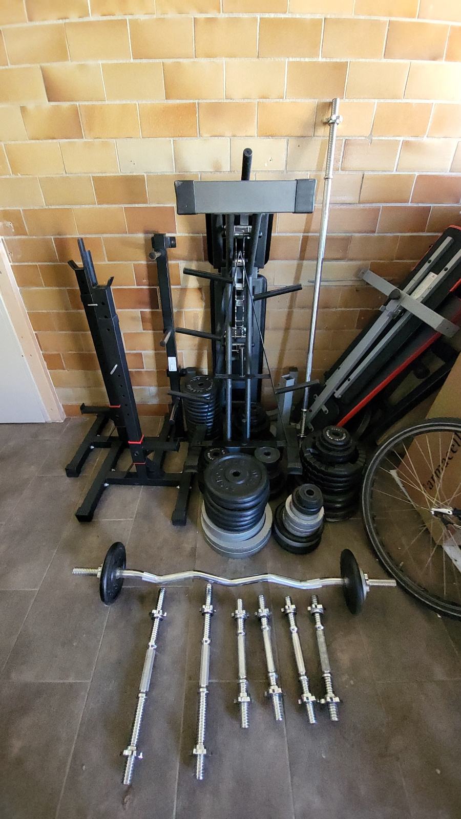 Metalni pločasti utezi 20kg, 15kg, 10kg, 5kg, 2.5kg