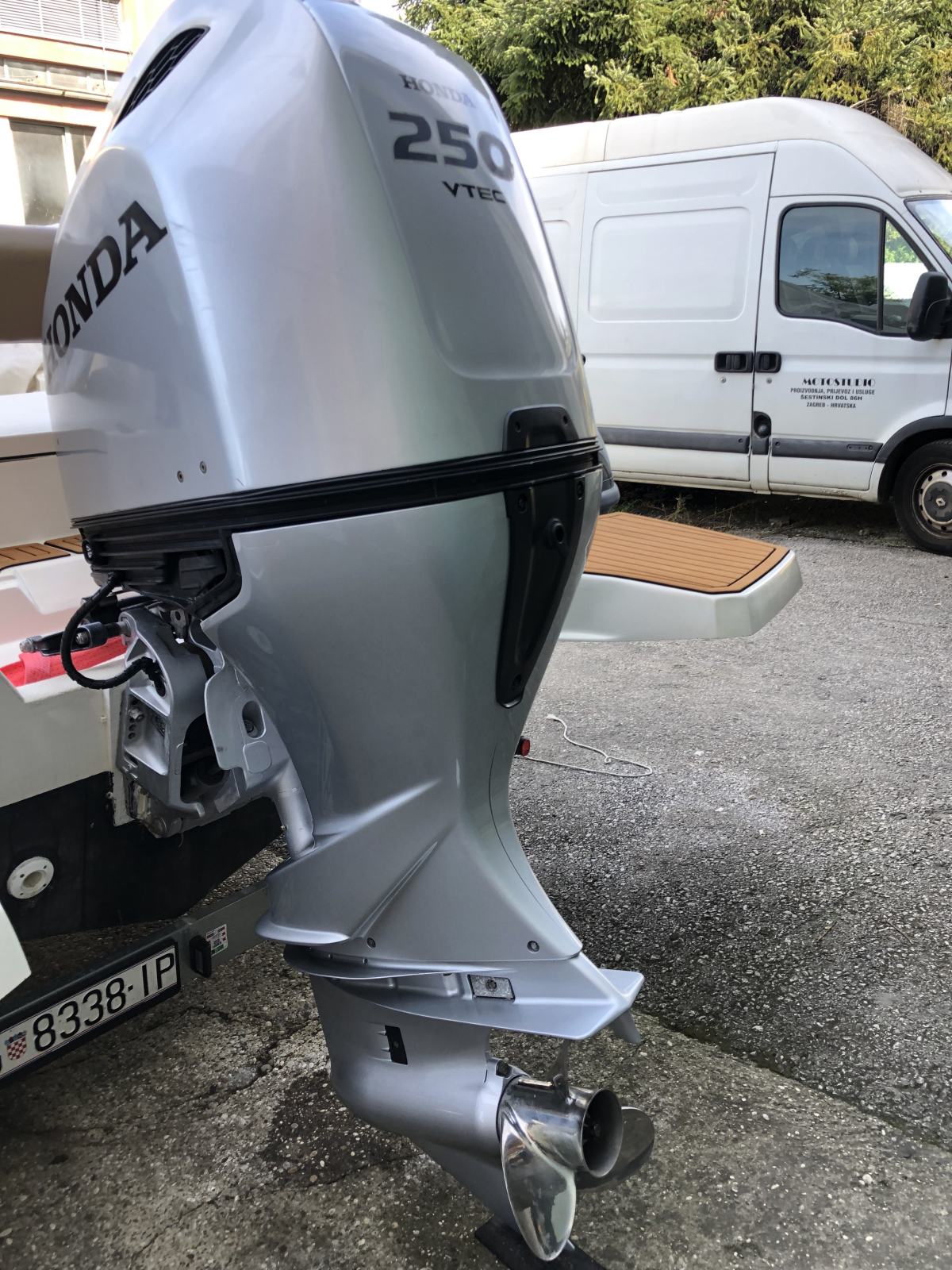 Honda BF250D, novi model, NOVE glave, PUNA generalka