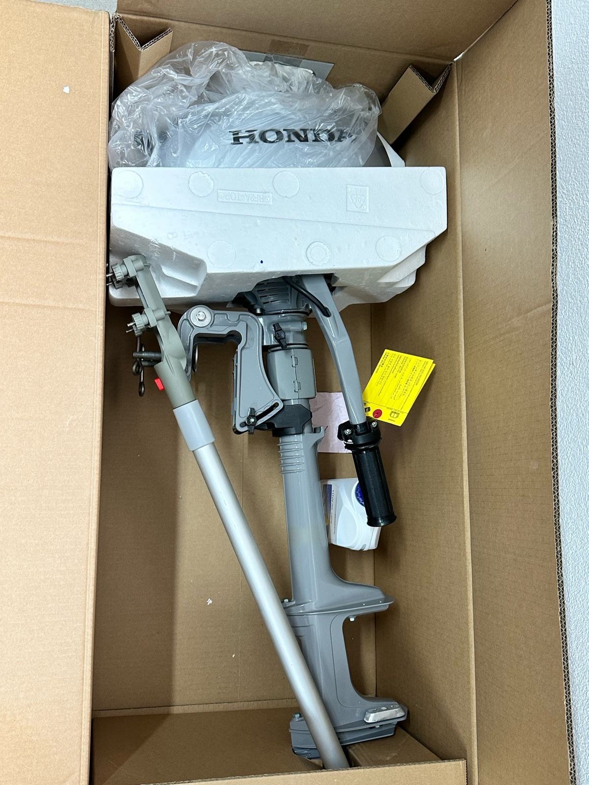 Vanbrodski motor HONDA 2,3