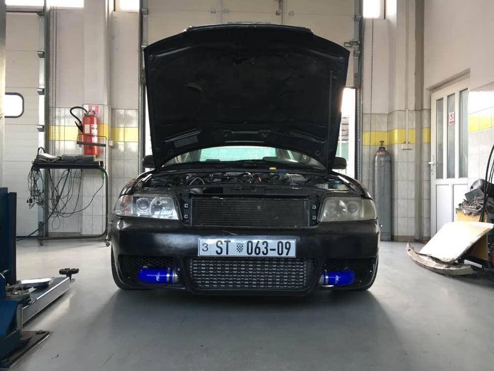 Audi a4 b5 rs branik