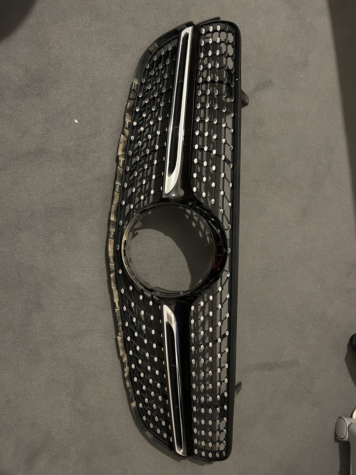 Mercedes Benz GLC X253 C253 2015-18 maska AMG 45 Diamond silver