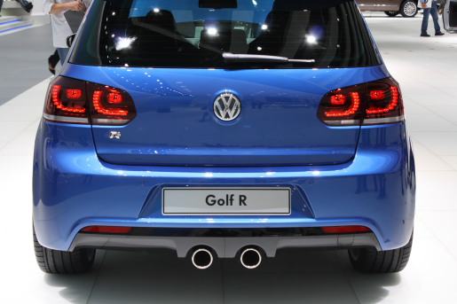 DIFUZOR + AUSPUH ZA VW GOLF 5 - R32 - GTI IZGLED-CERTIFIKAT