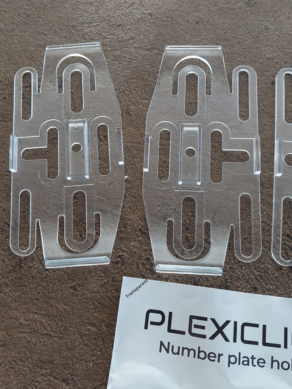 NOSAČ TABLICA - NEVIDLJIV - ZA HR TABLICE