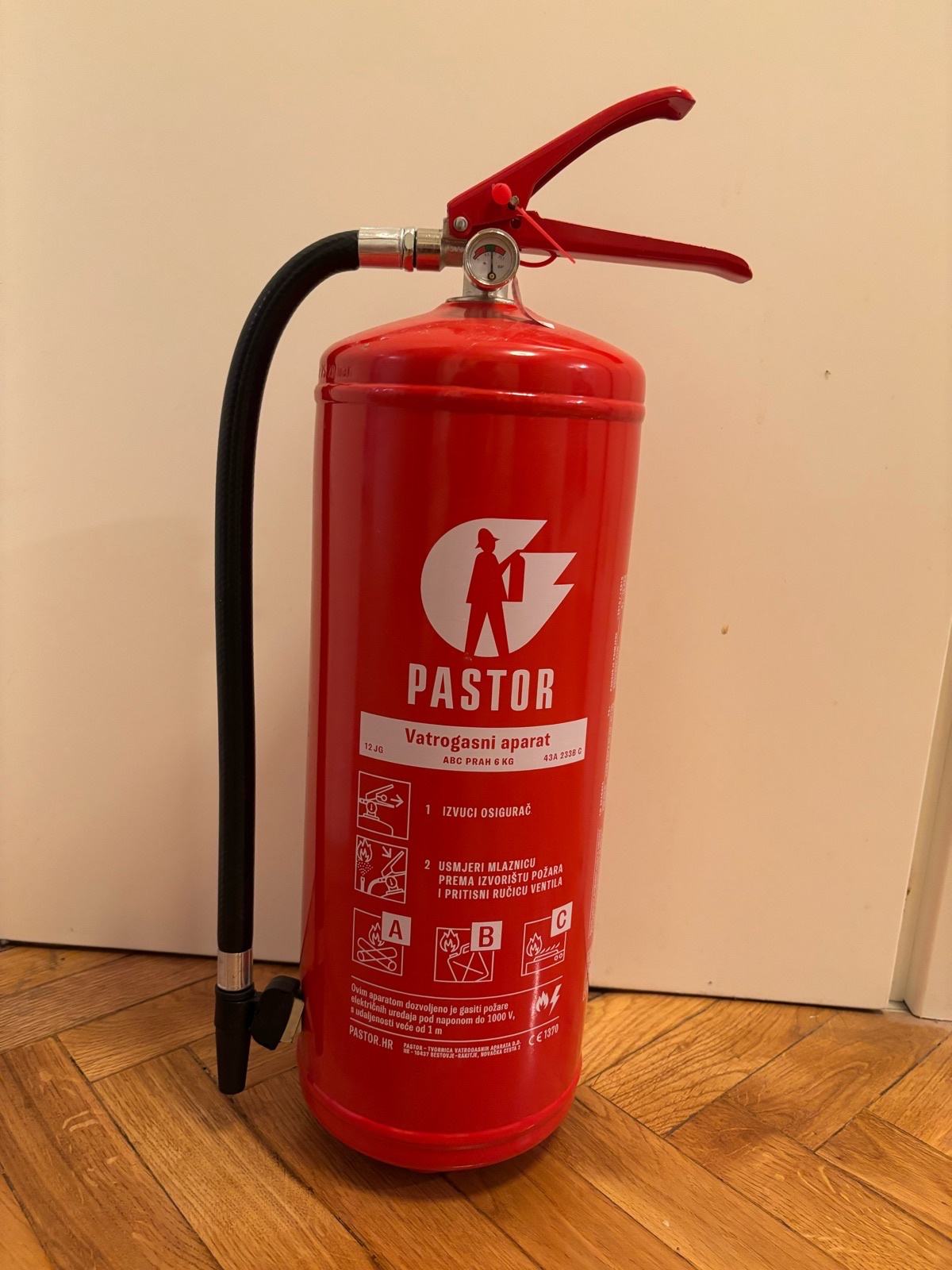 Vatrogasni aparat, prah, 6kg