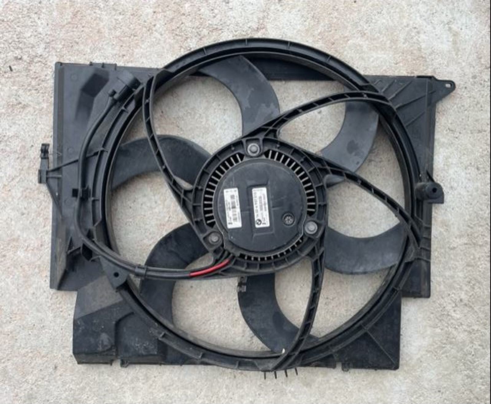 BMW ventilator hladnjaka E81 E87 E88 E82 E90 E91 E92