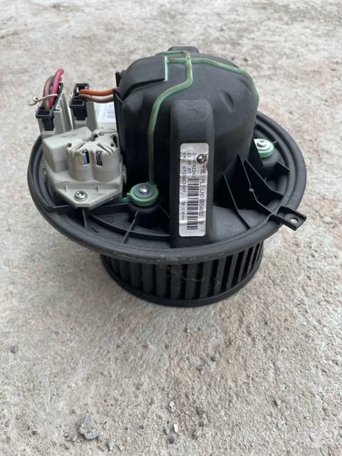 BMW ventilator kabine E81 E87 E88 E82 E90 E91 E92