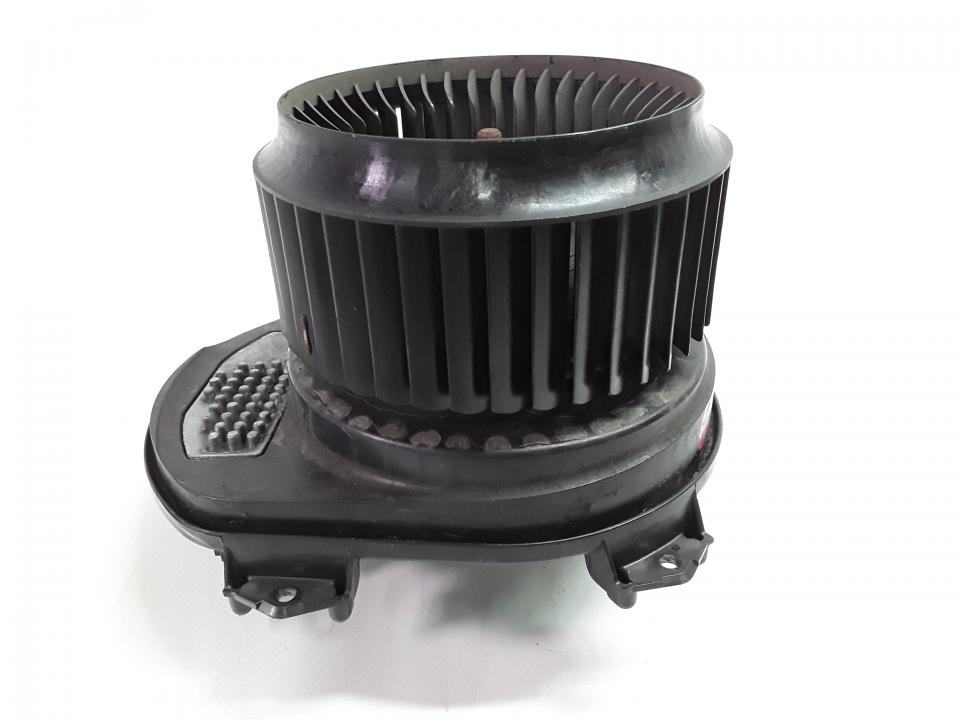 MOTORIC VENTILACIJE A2469064200 MERCEDES A CLASS (W176) 2015-