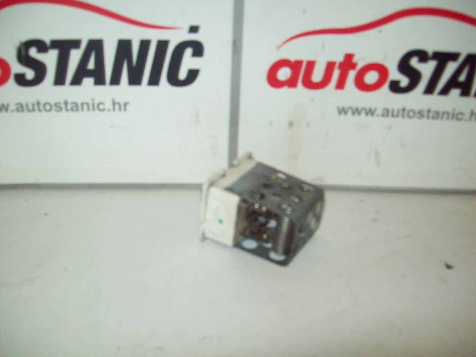 Opel Astra H [04-] 2005 Otpornik ventilatora kabine 52475432