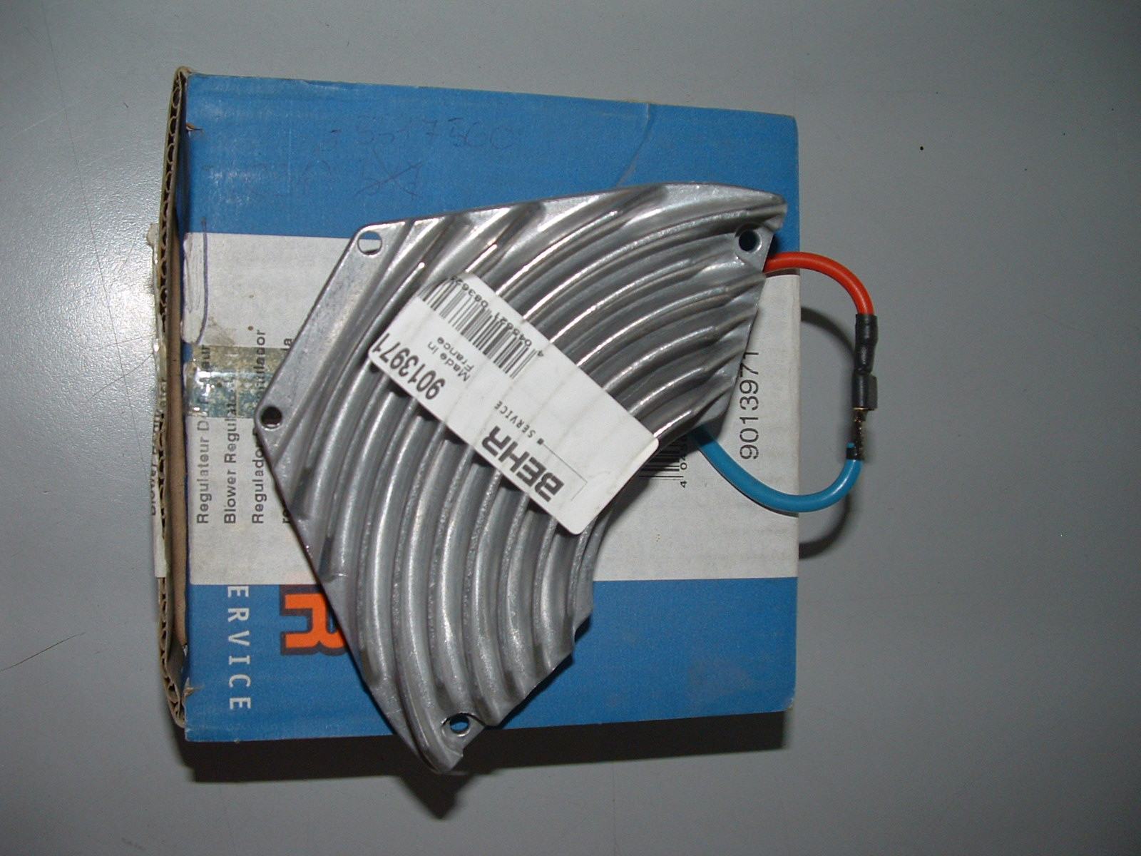 Otpornik ventilacije jež Audi A4 B5 Passat Škoda Superb 8D1907521 Behr