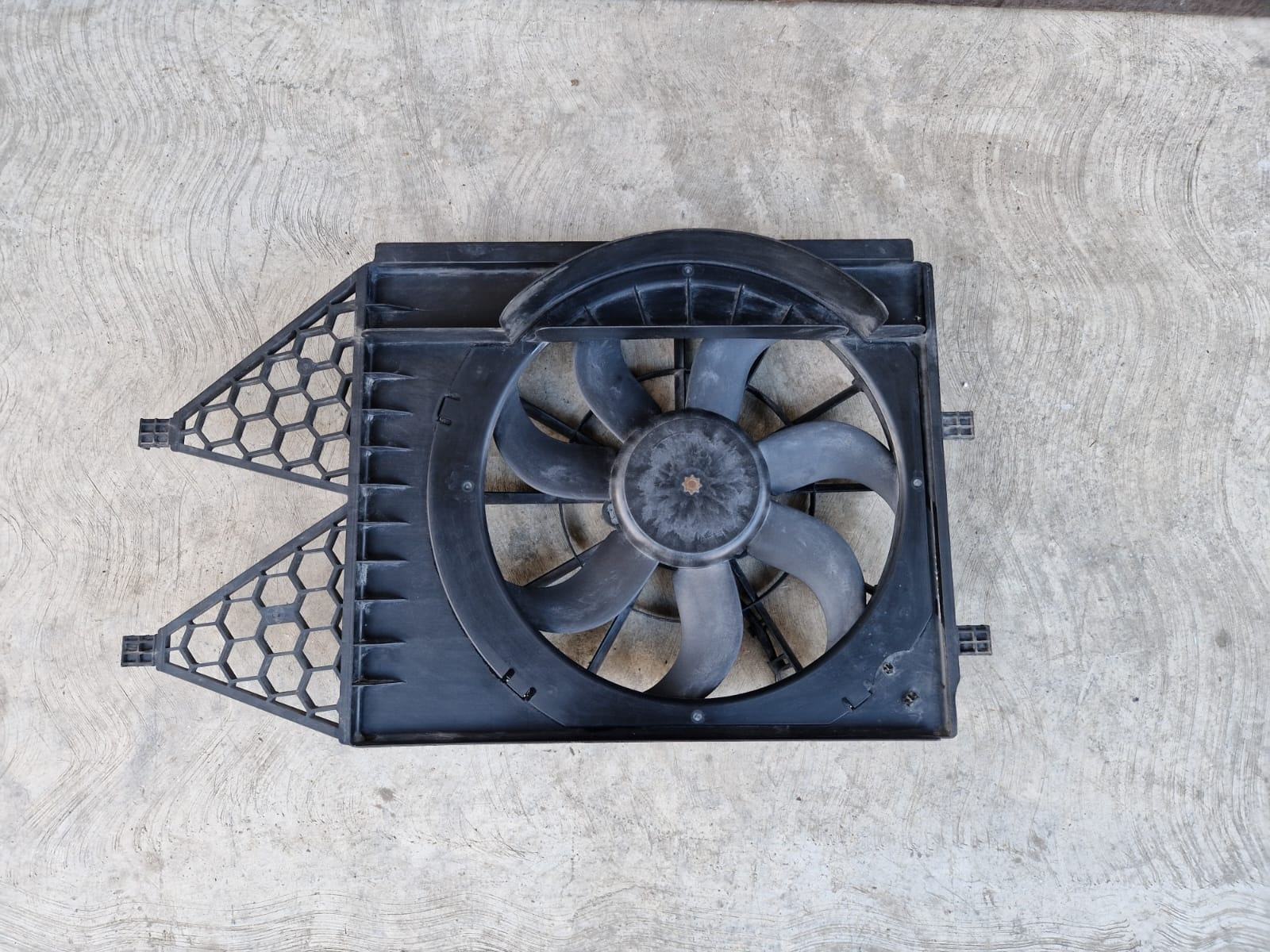 Ventilator hladnjaka motora 6R0959455C VW Polo 6R 6R0121207