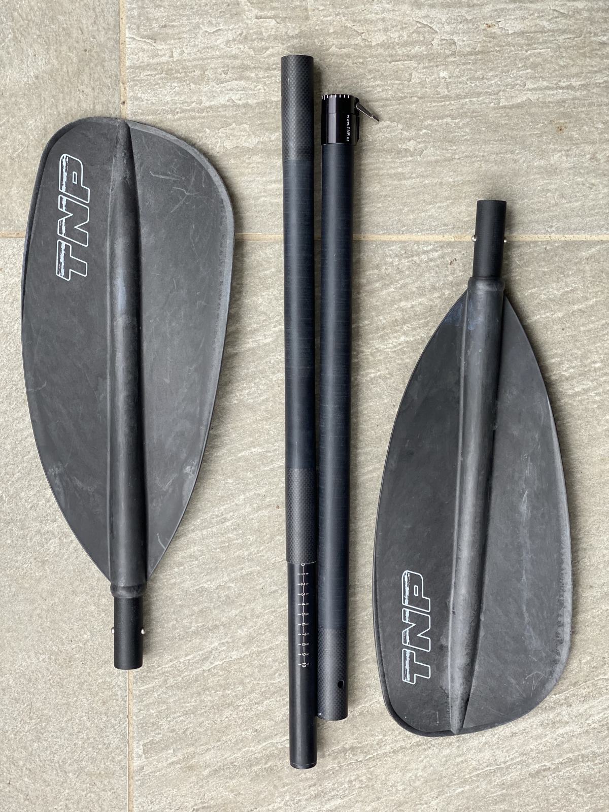 Karbonsko veslo TNP Rapa Carbon