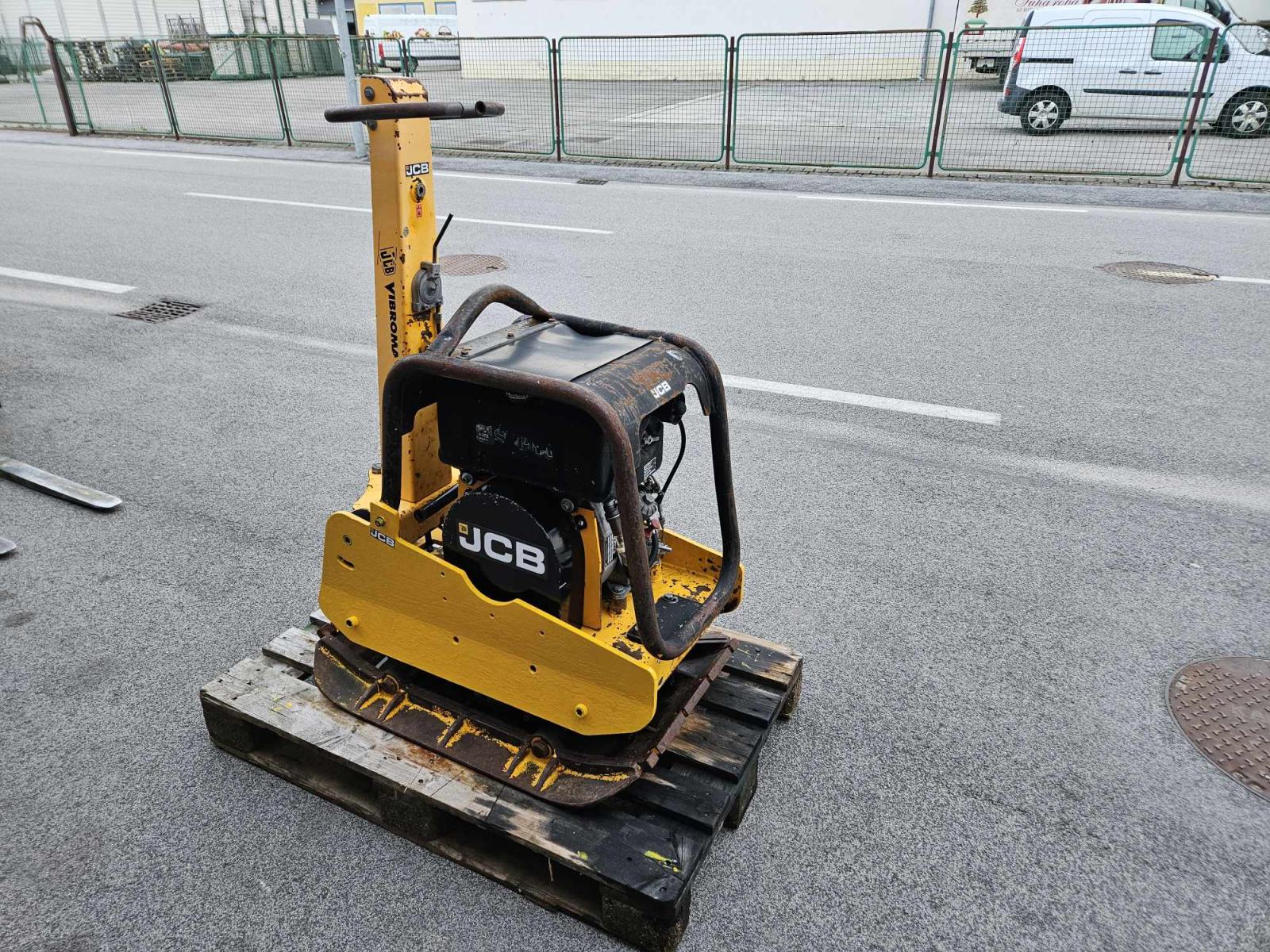 Vibro ploča JCB VIBROMAX 400kg vibro plošča