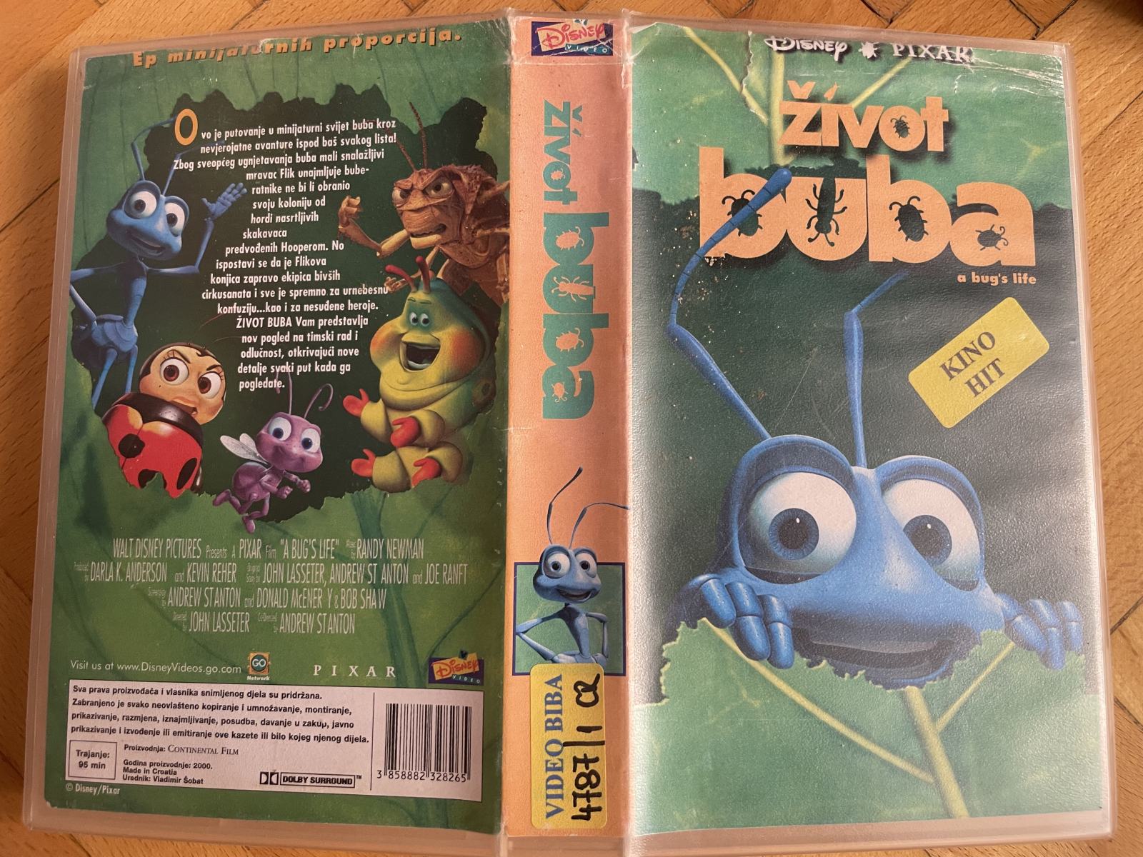 2. Pixar klasik iz 1998. na VHS-u: Život buba = A Bug’s Life