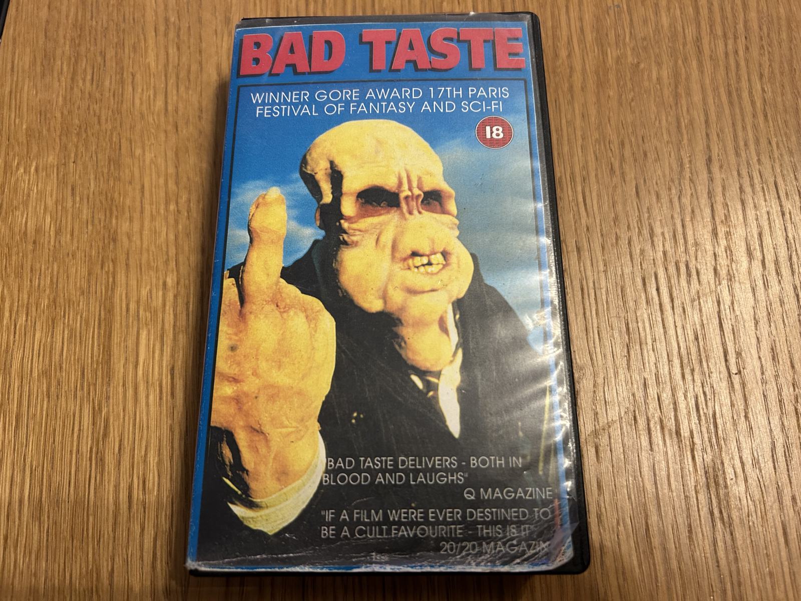 BAD TASTE-VHS (Peter Jackson)