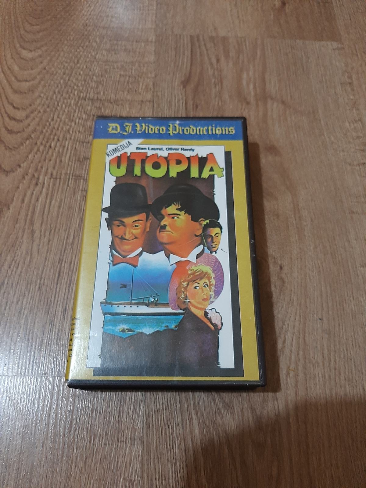 VHS Film - Utopia