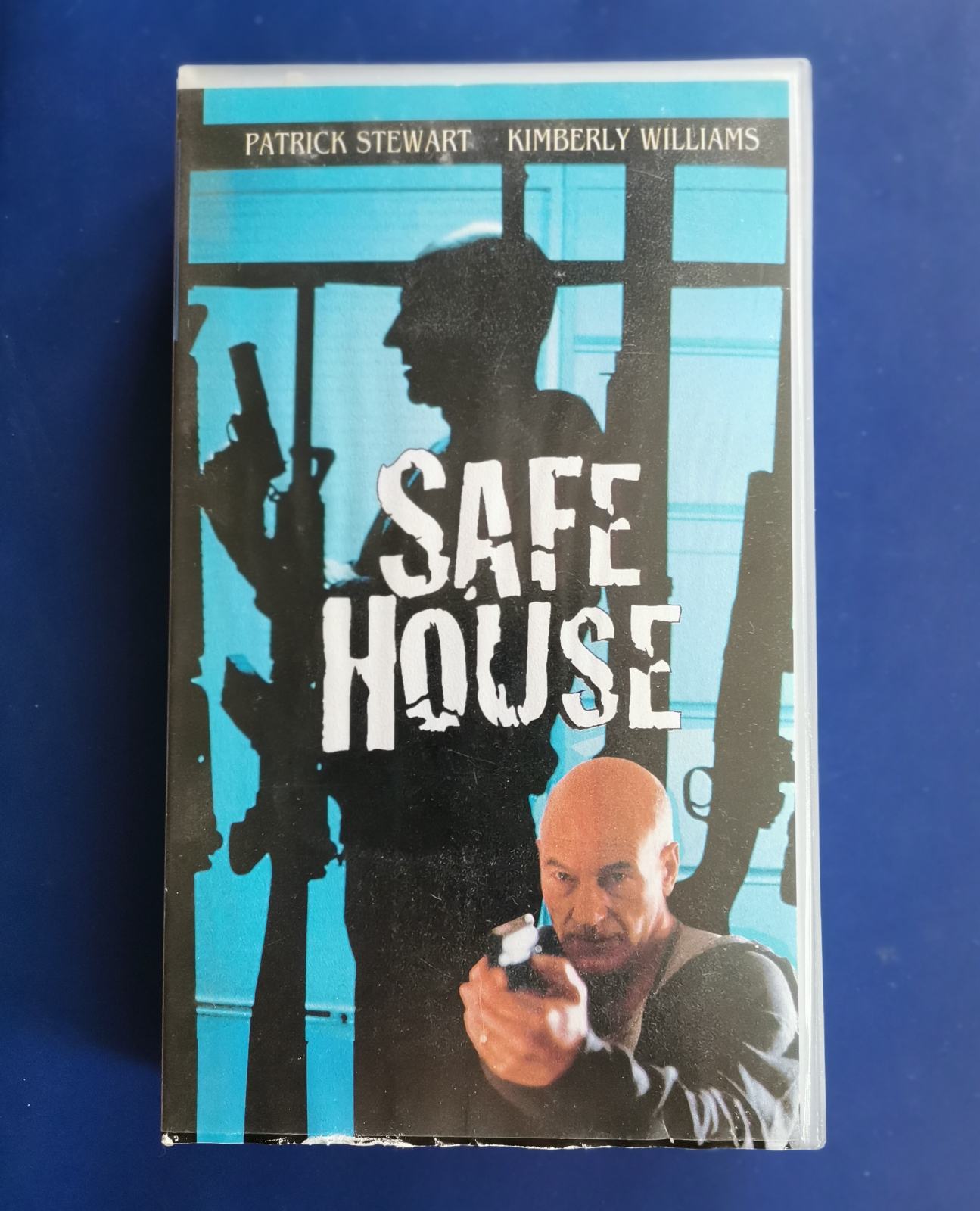 VHS kaseta SAFE HOUSE