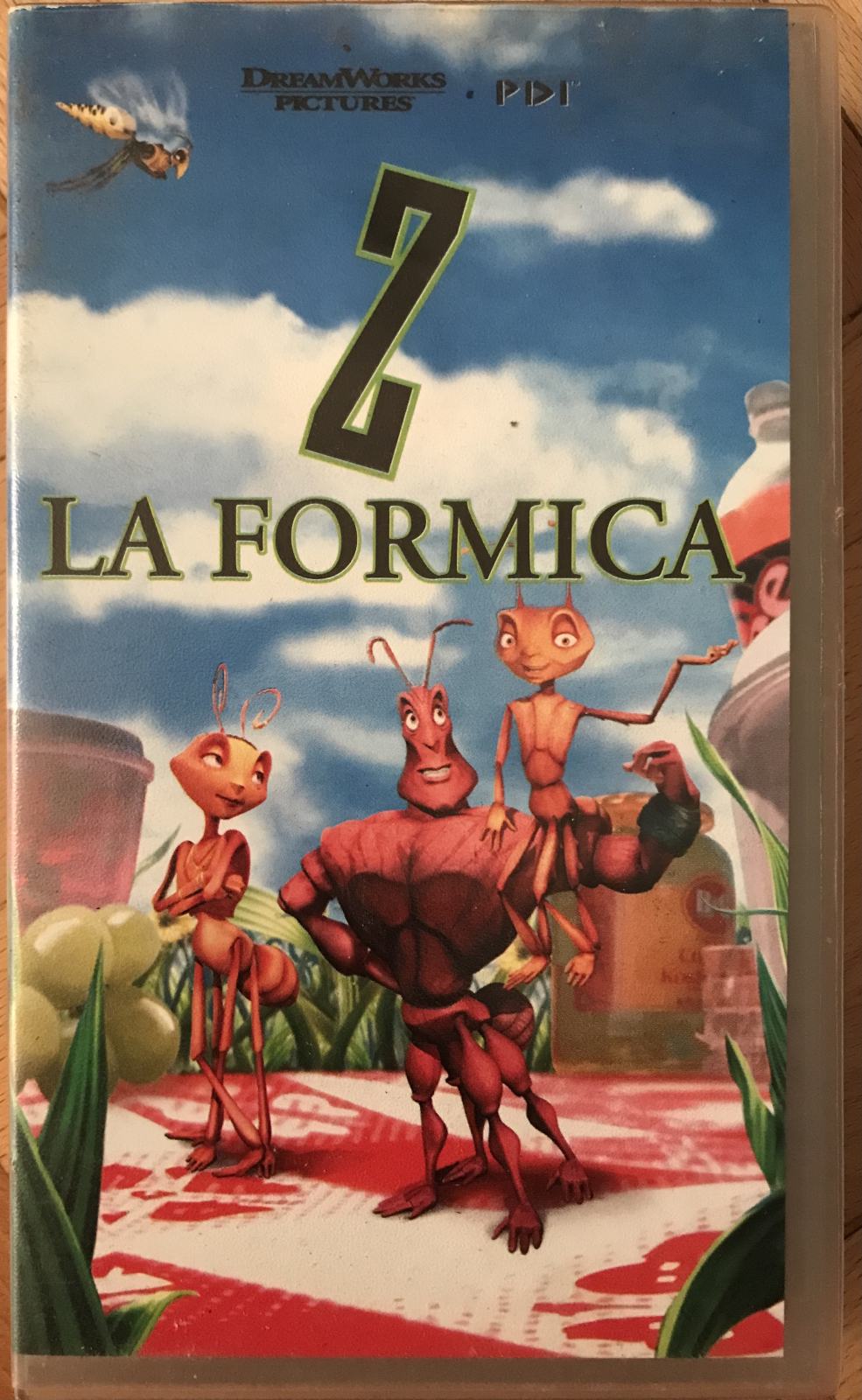 1.DreamWorks klasik iz1998.naVHSu: Mravi = La Formica Z = ANTZ /tal.j.