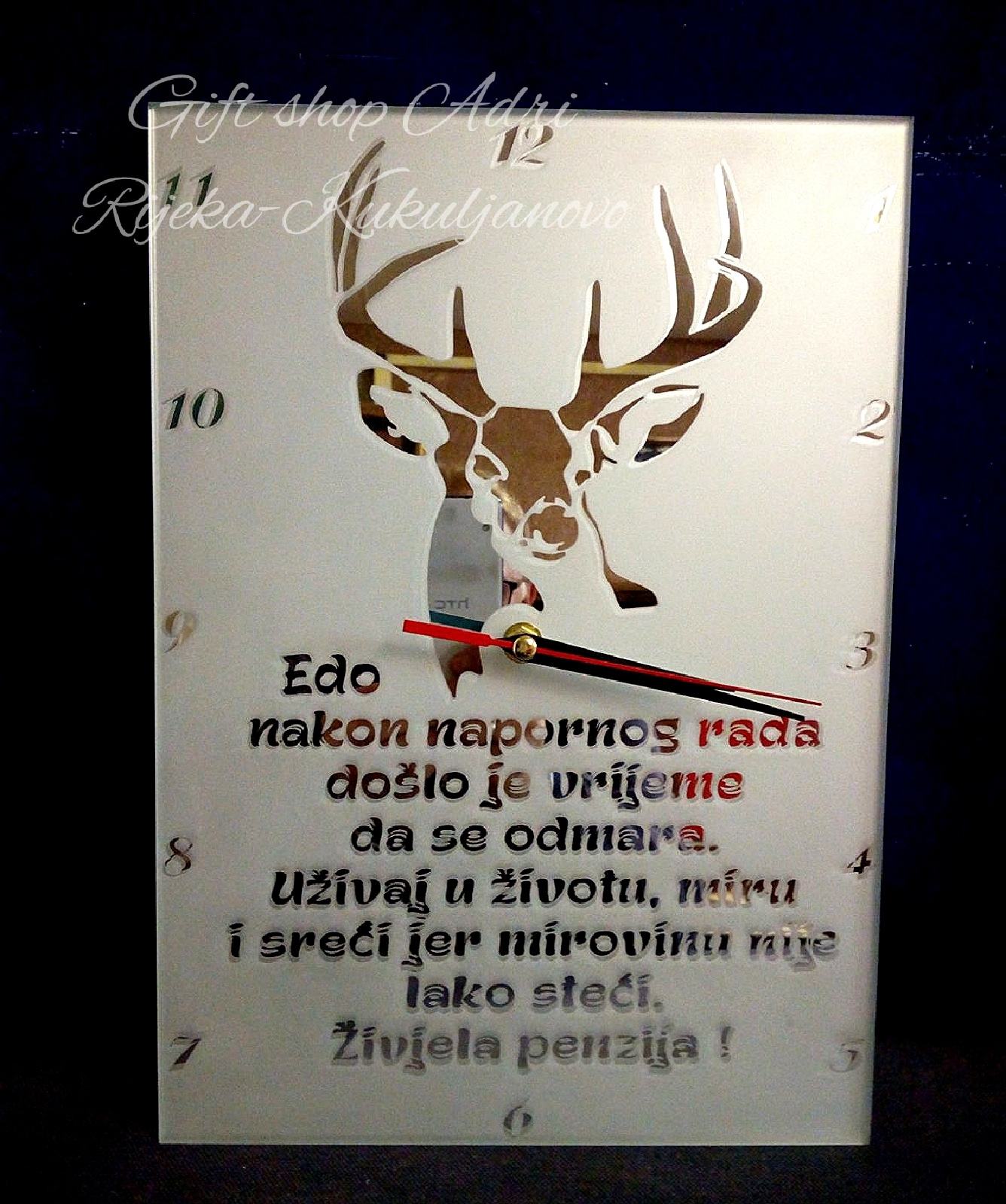 Poklon lovcu za odlazak u mirovinu - zidni stakleni sat