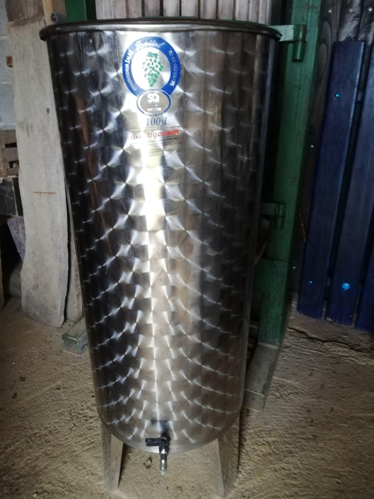 bačva inox 100 l
