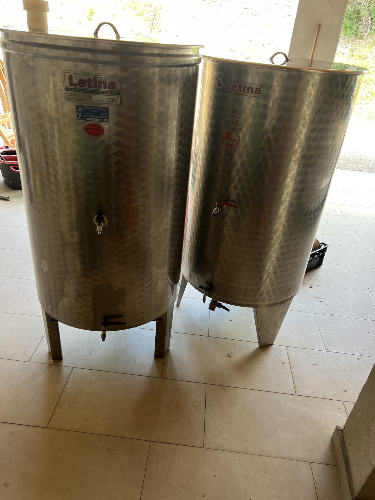 INOX Letina bačve za vino 320L