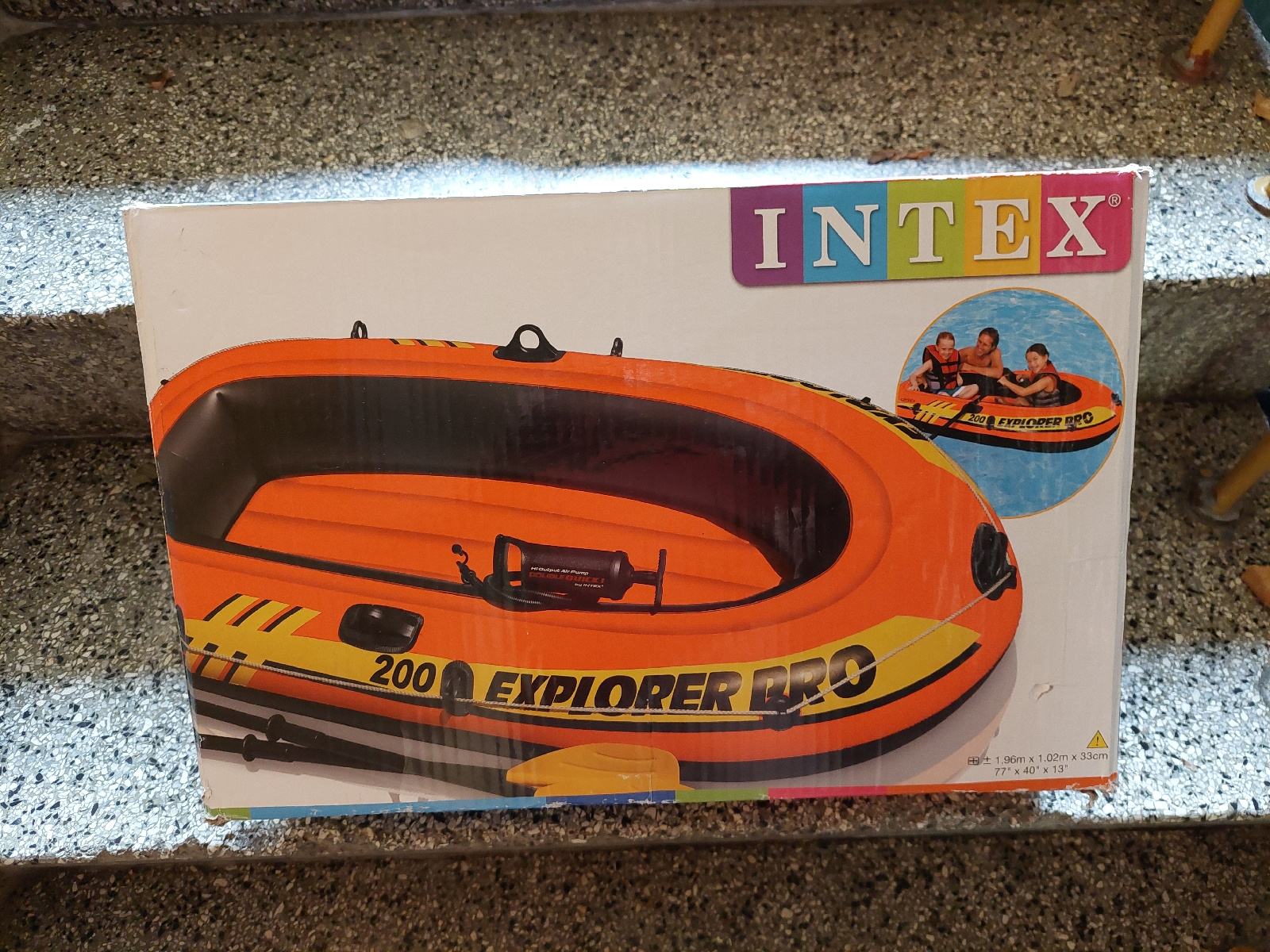 Explorer pro 200 čamac + vesla