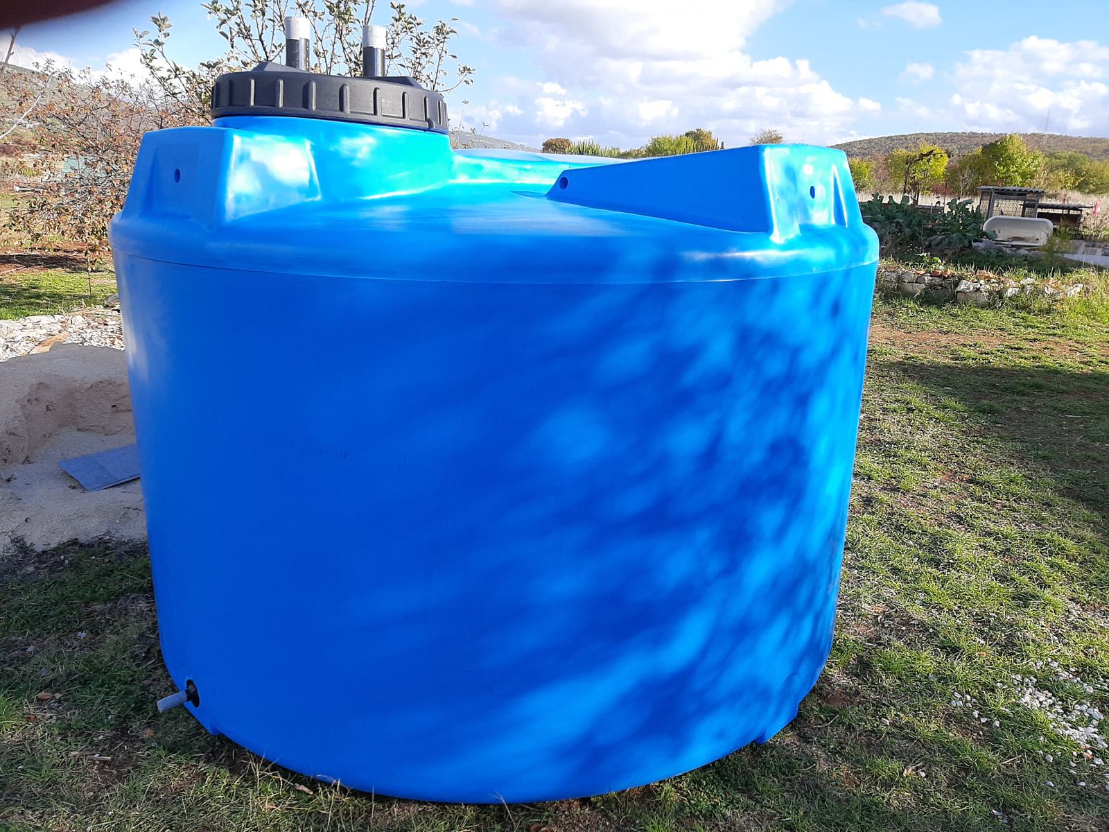 NADZEMNI SPREMNIK ZA PITKU VODU 10 M3