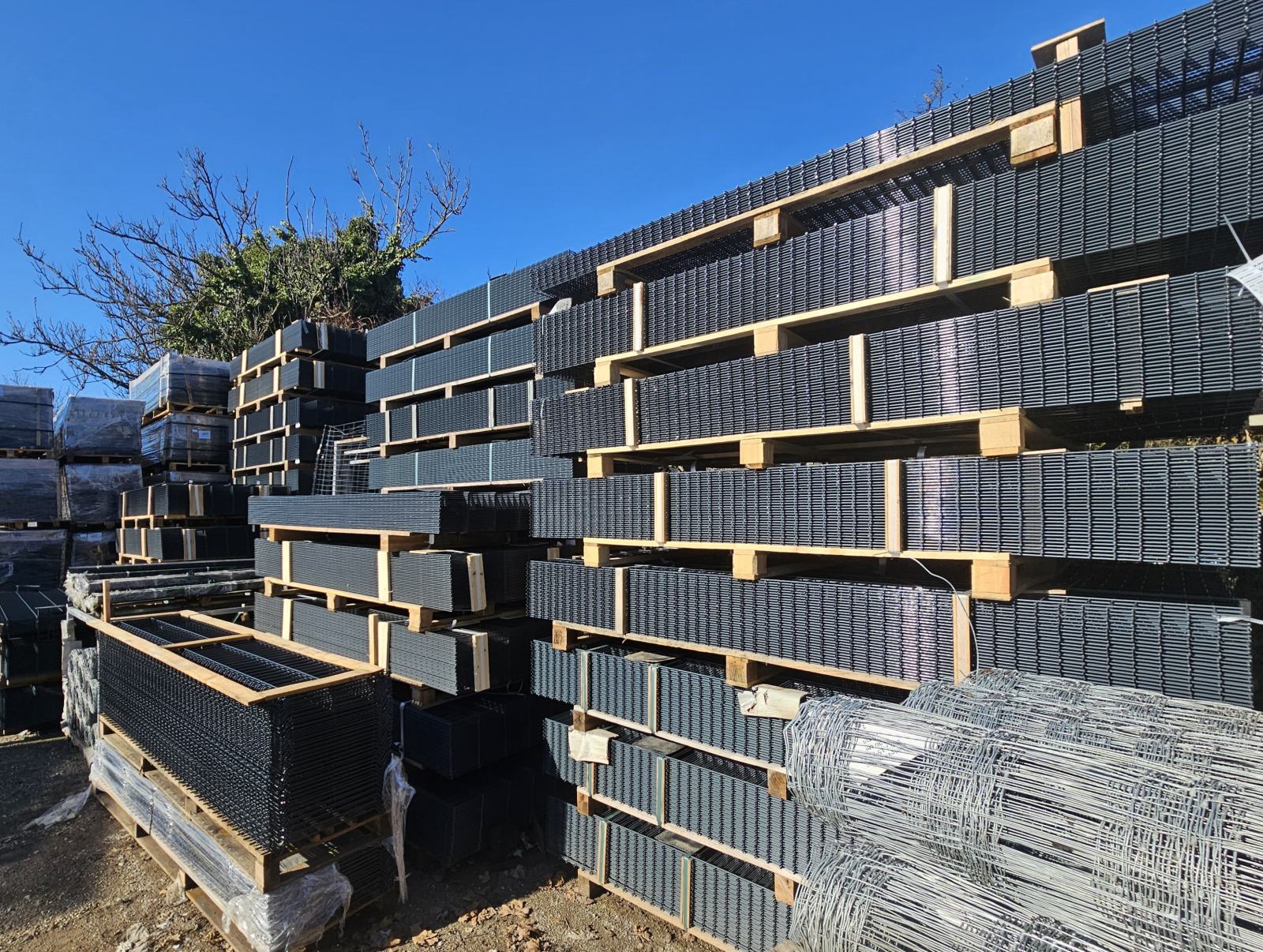 PANELNE OGRADE 2D i 3D, STUPOVI, VRATA