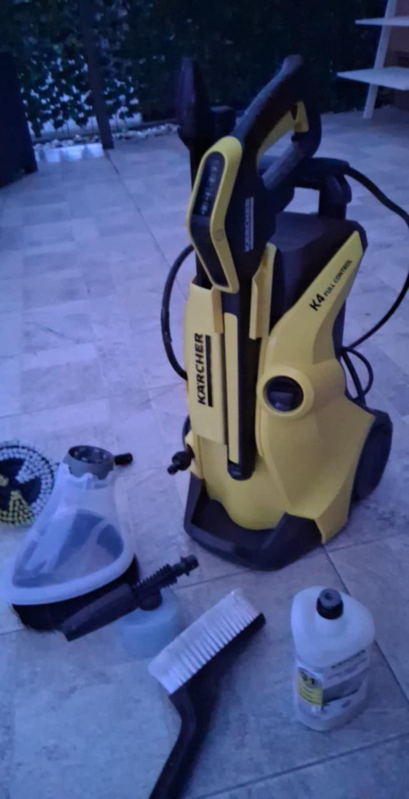 Visokotlačni čistač Karcher K4 Full Control Car & Home Splash