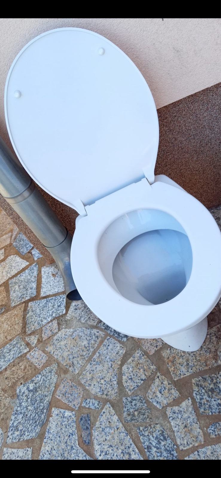 Wc skoljka s poklopcem