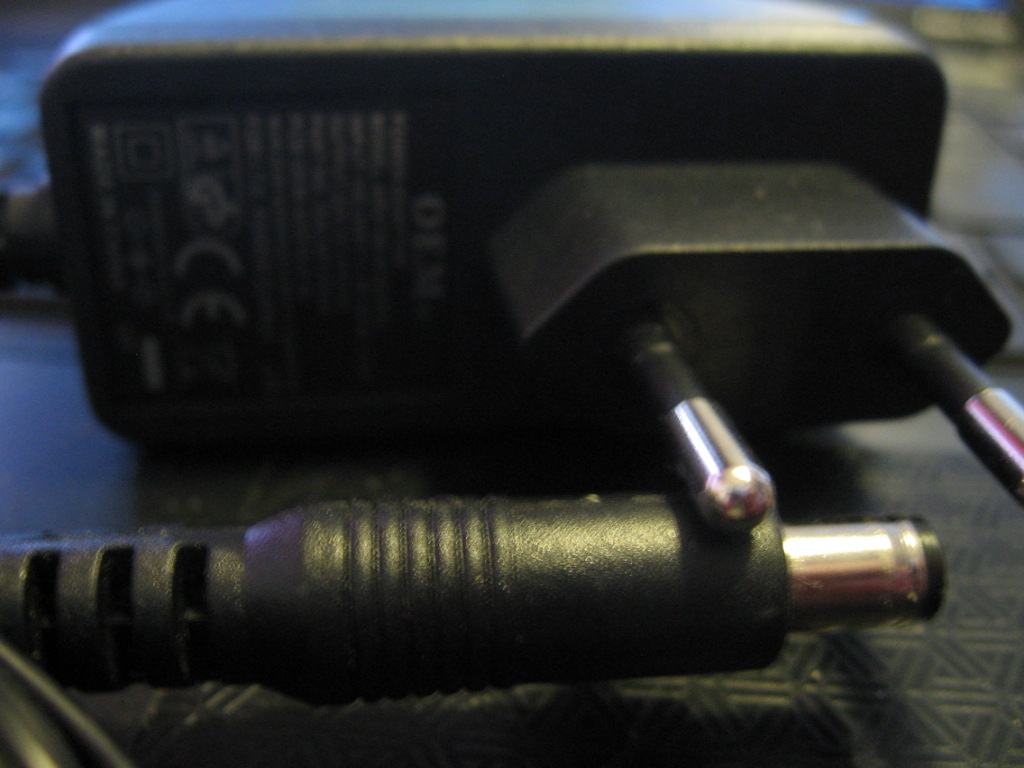 Adapter ispravljač 22V 818mA za router Thomson TG782 wireless modem