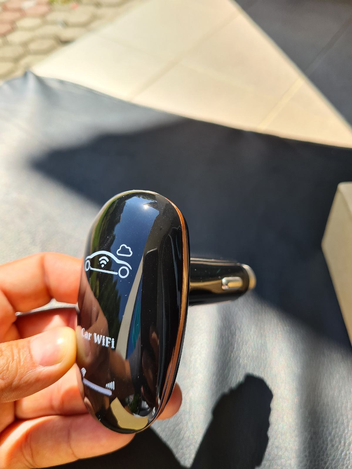 4G WIFI router za auto (SIM kartica)