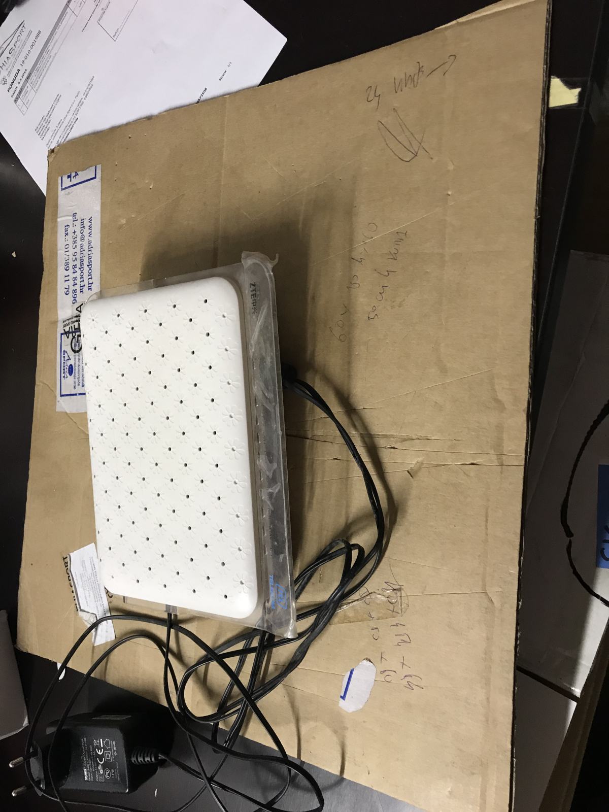 Ruter ZTE ZXV10 Wi fi