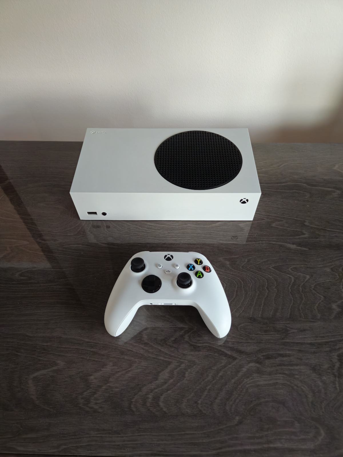 HITNO Xbox Series S 500GB + Joystick + Full Komplet