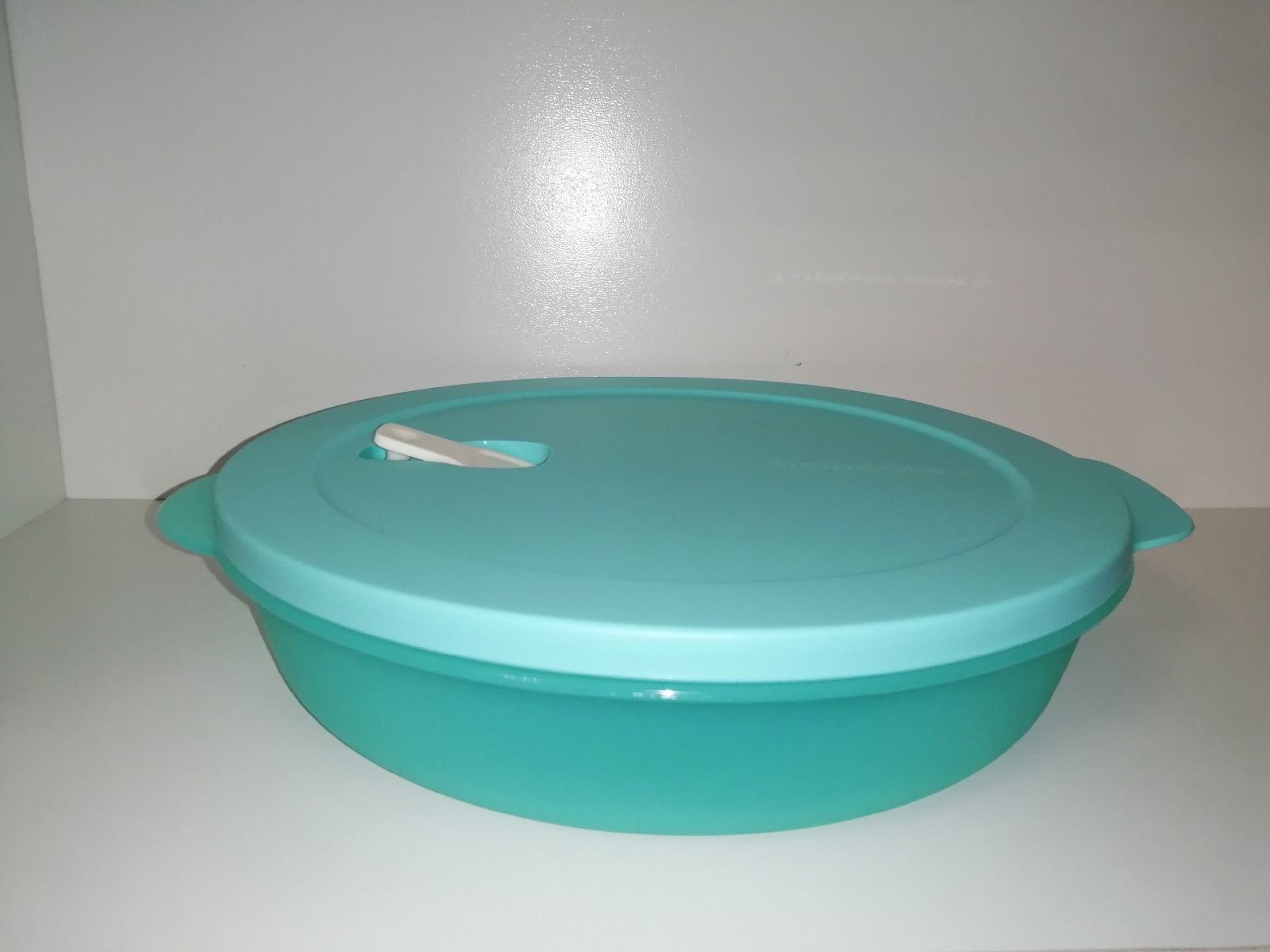 Tupperware Crystalwave s pregradama 2 l