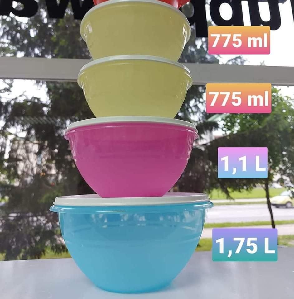 Tupperware set posuda