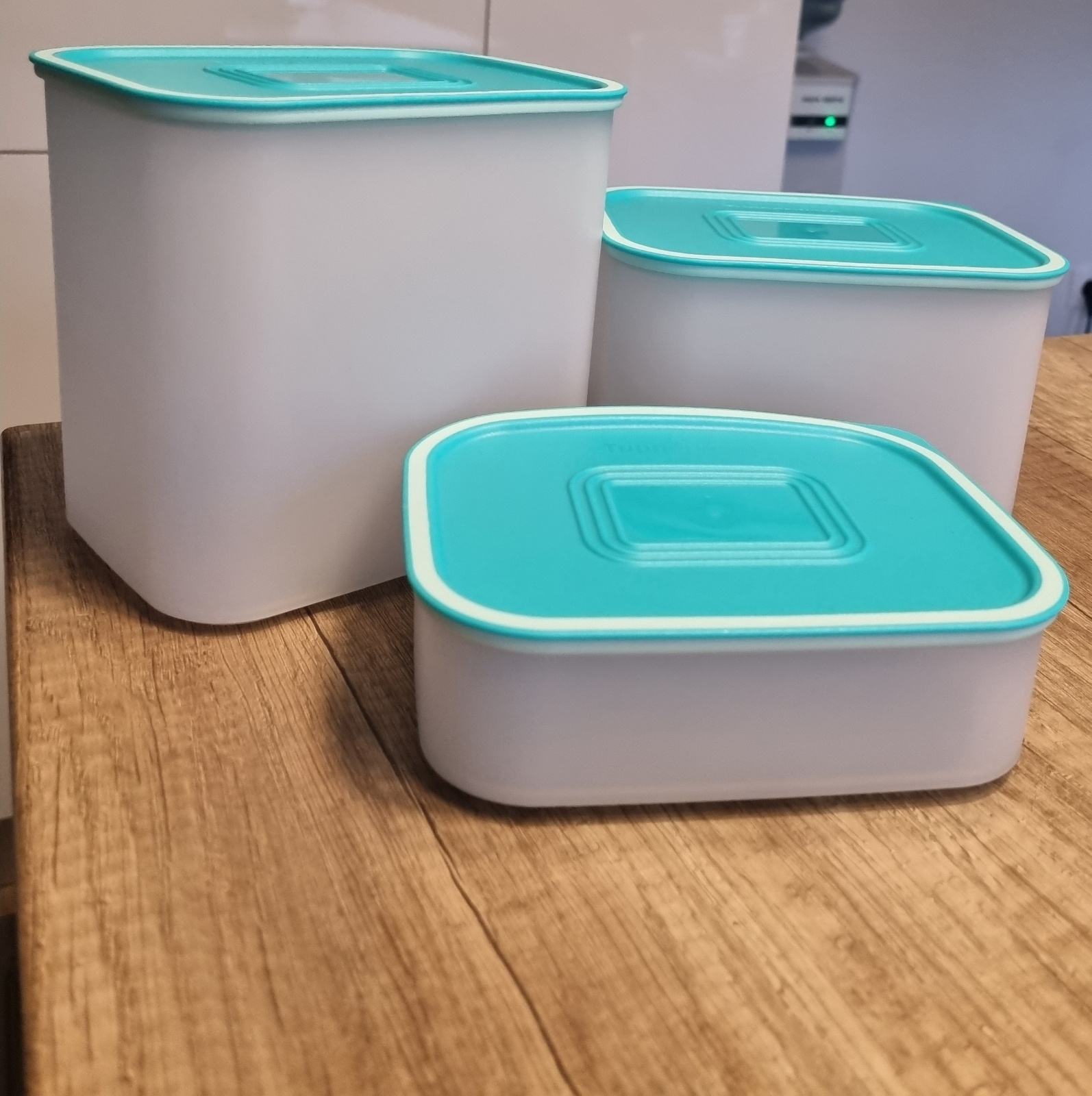 Tupperware set univerzalnih spremnika