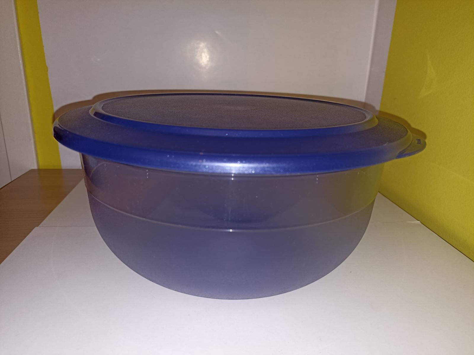 Tupperware stolna kolekcija