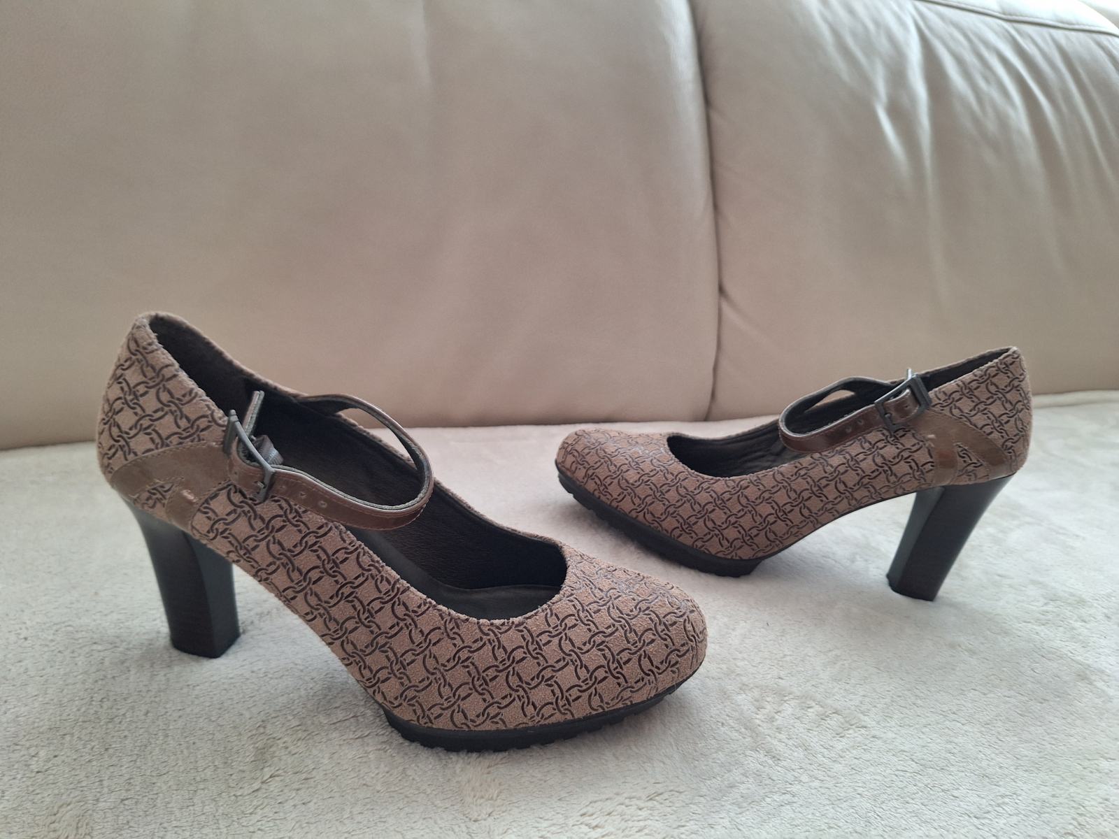 Alpina kozne cipele br 38