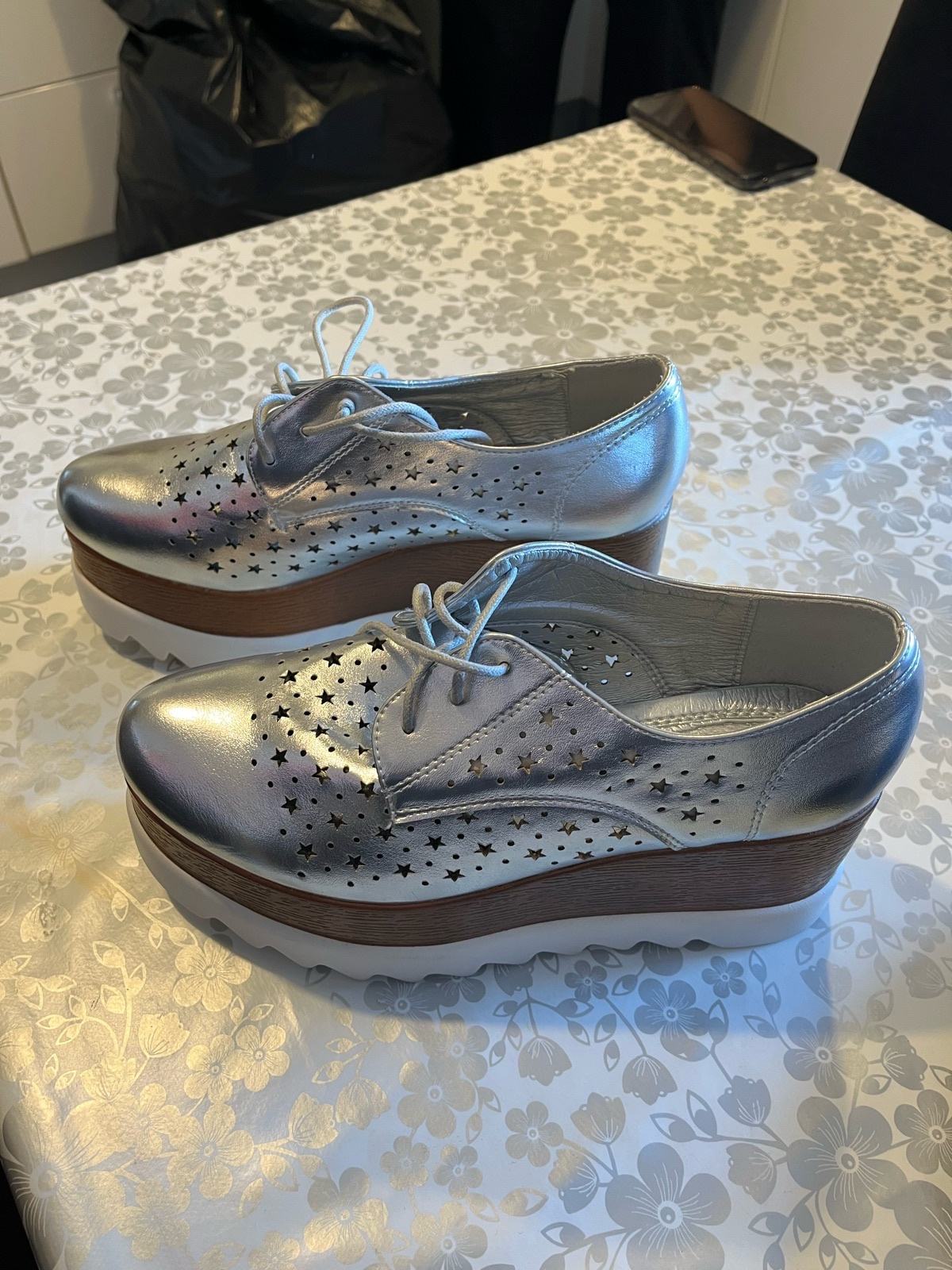 Cipele sa platformom, ženske, br. 39, nisu nikada nošene - za 17€