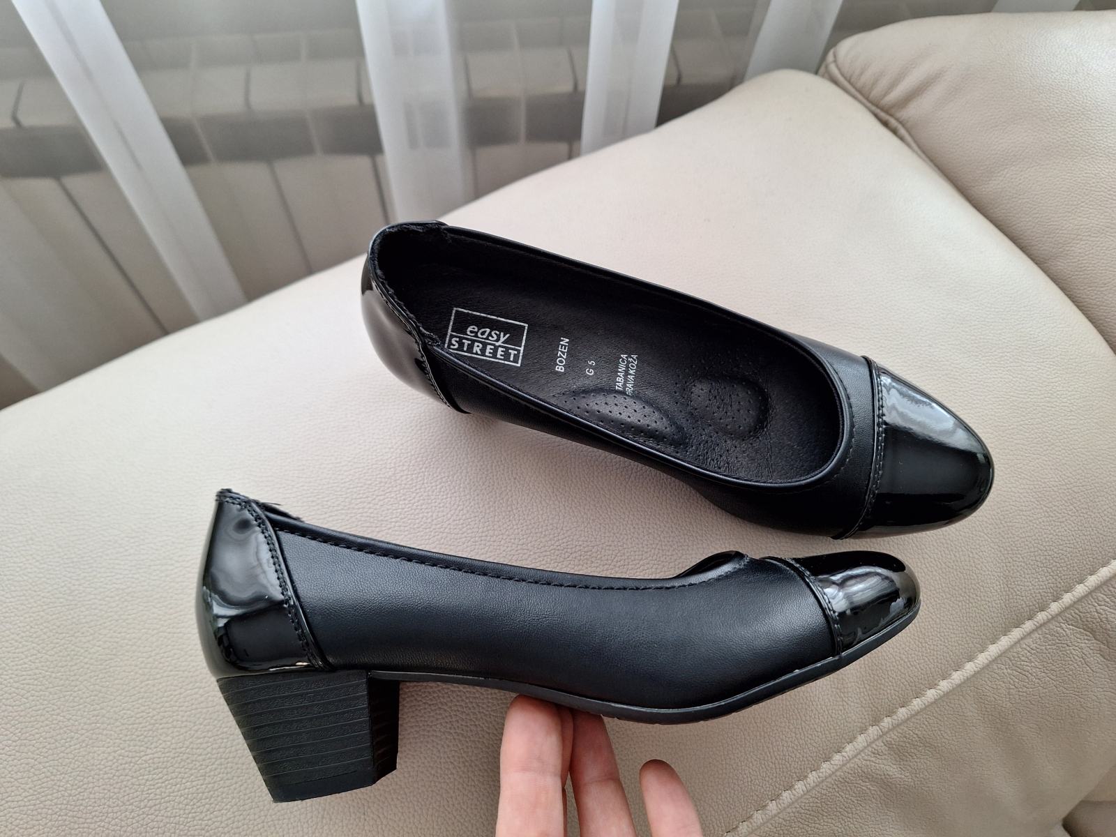 Easy Street kozne cipele br 38