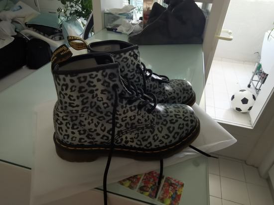 Dr. Martens br.37 kožne tigraste čizme