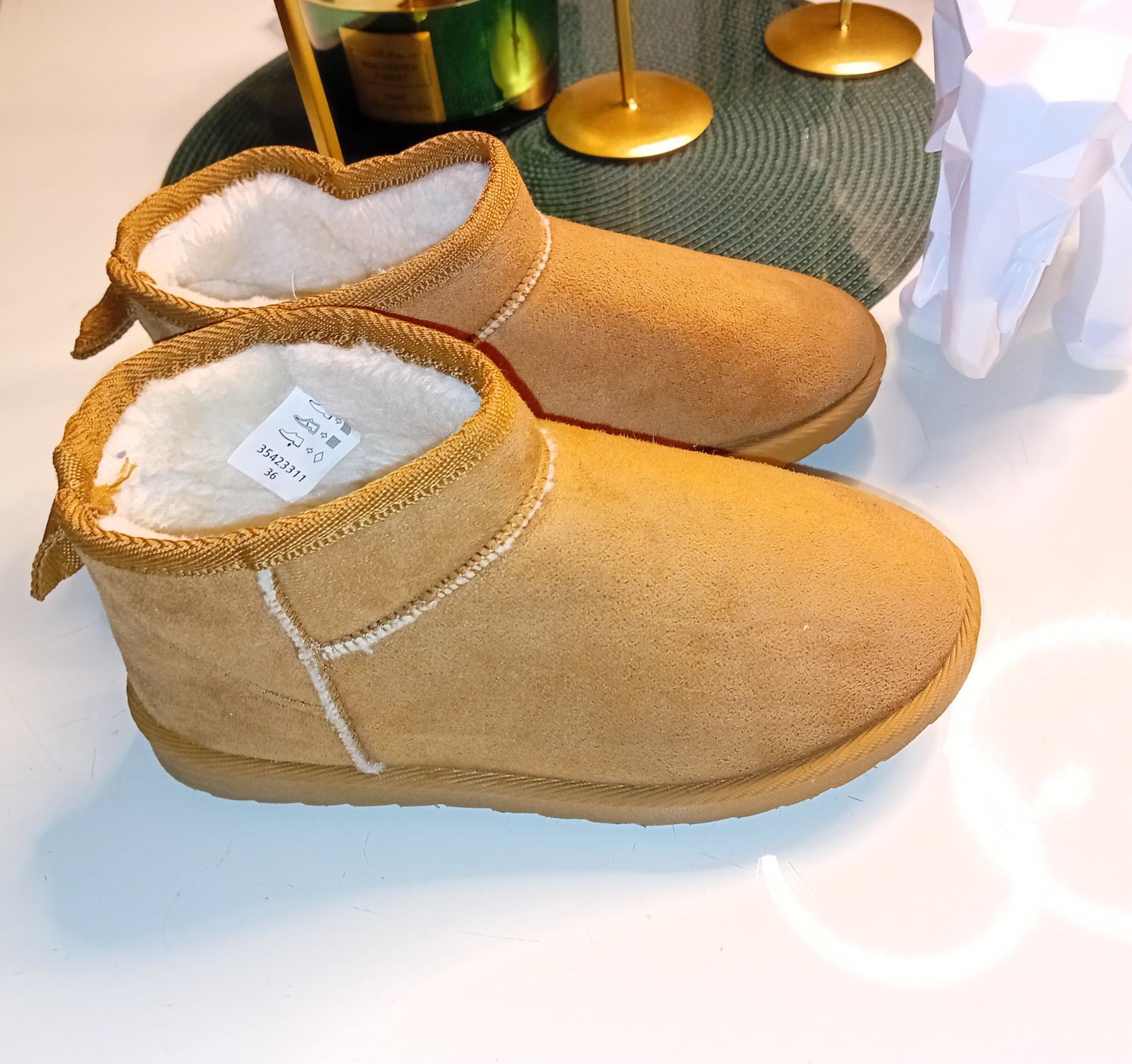 UGG ČIZMICE br.37 - NOVO