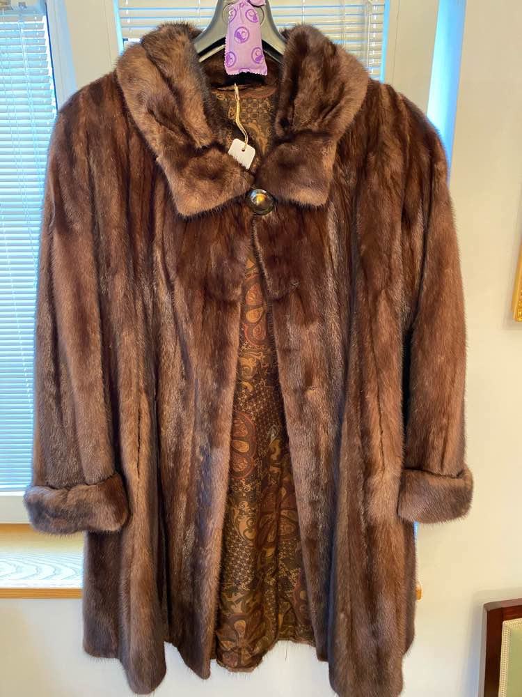 Bunda od nerca, raskošna