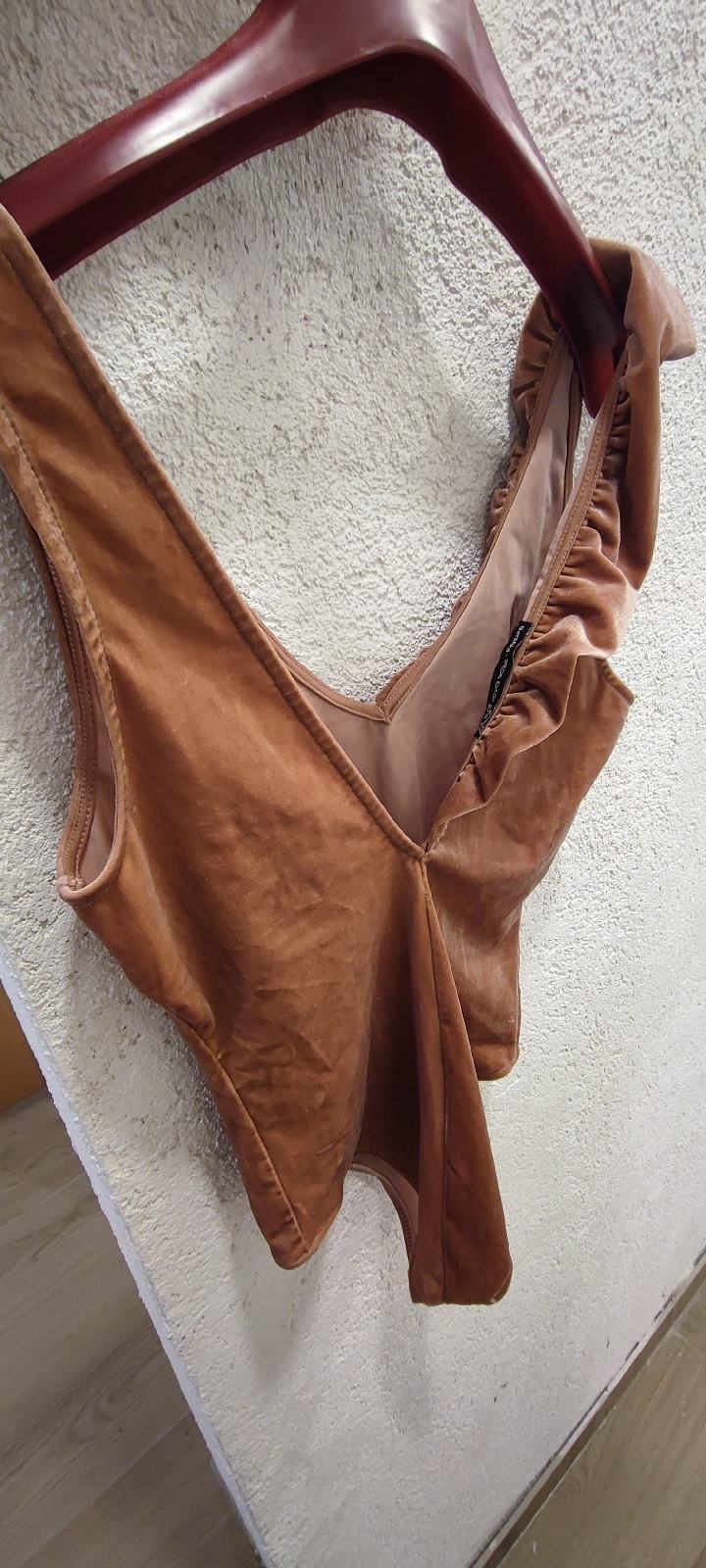 Bershka plišani body